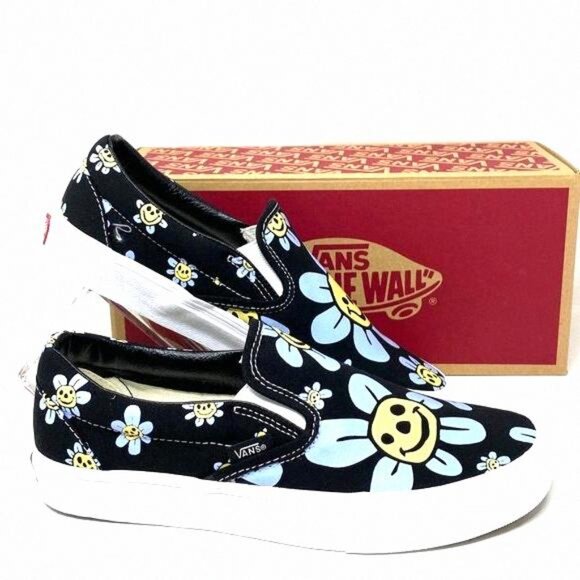 Vans | Shoes | Vans Classic Slip On Low Top Black Floral Canvas ...